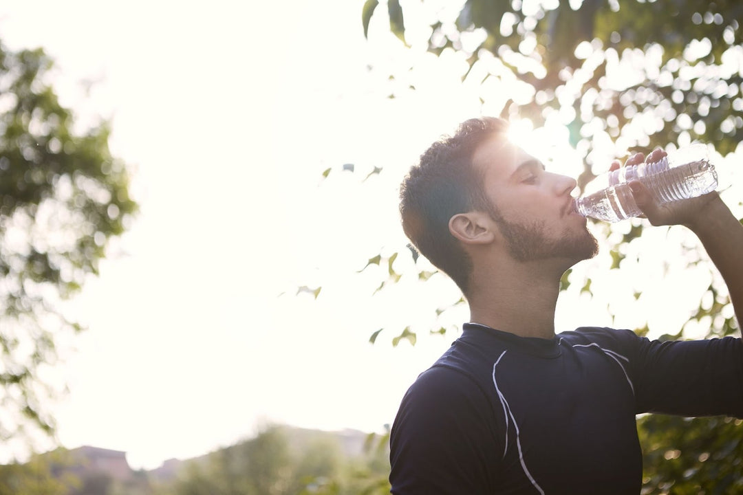 Does Coffee Cause Dehydration? Here's What the Research Says – Peak ...
